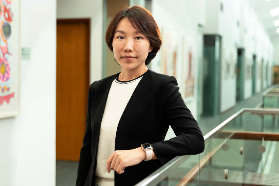 Prof Li Jing | School of Economics